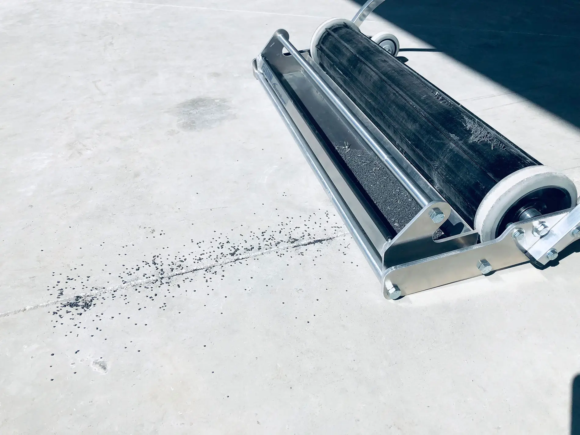 Fusion Continuous Discharge Magnetic Sweeper