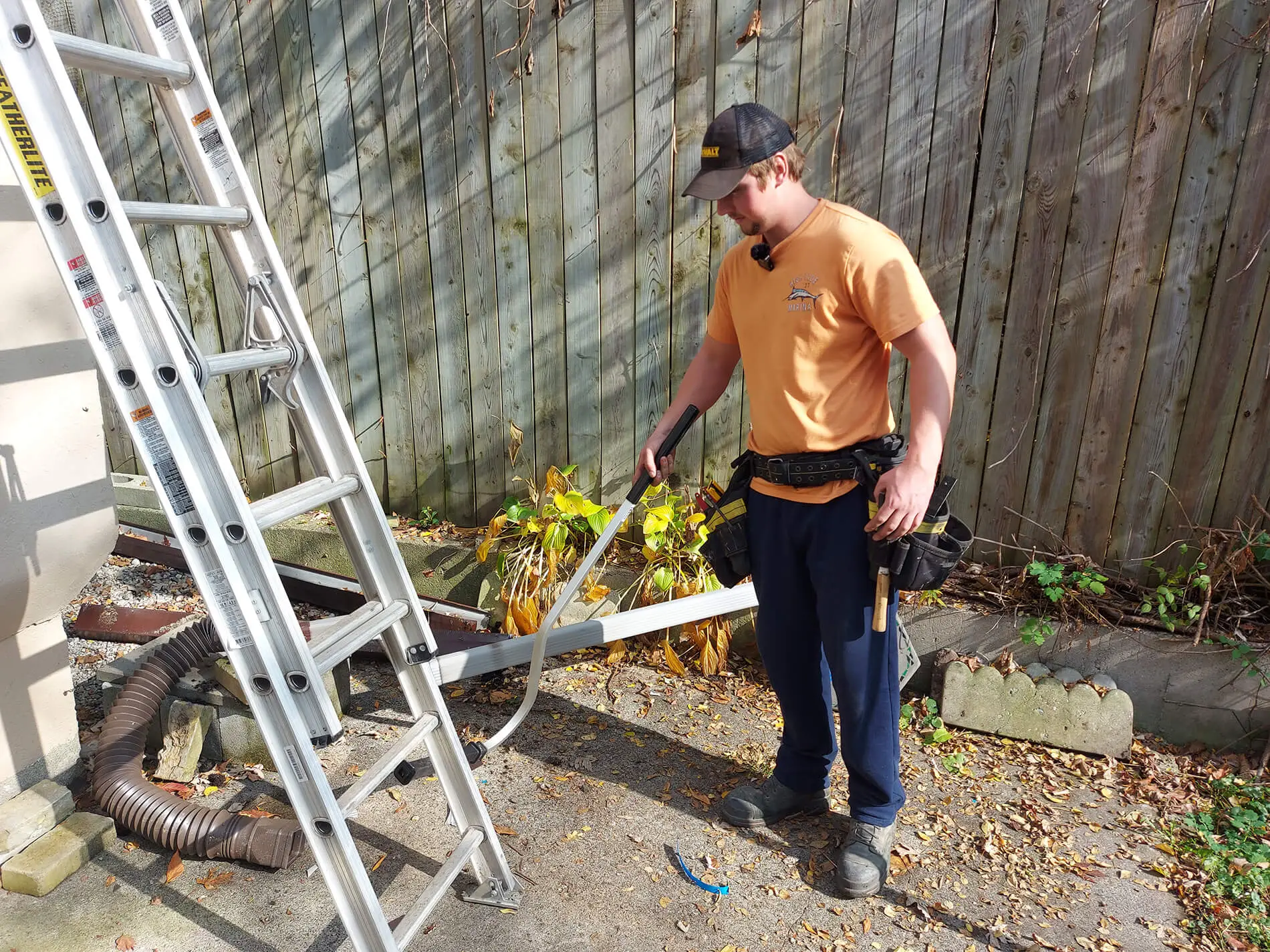 Powerstik Pro Handheld Magnetic Sweeper