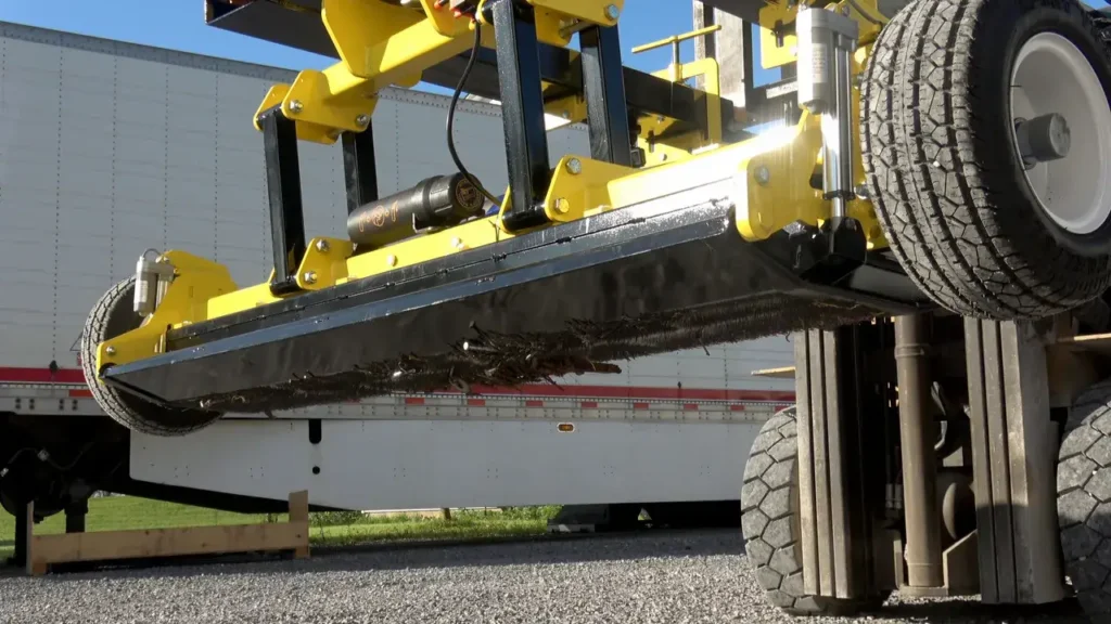 Nova Fork Mounted Magnetic Sweeper